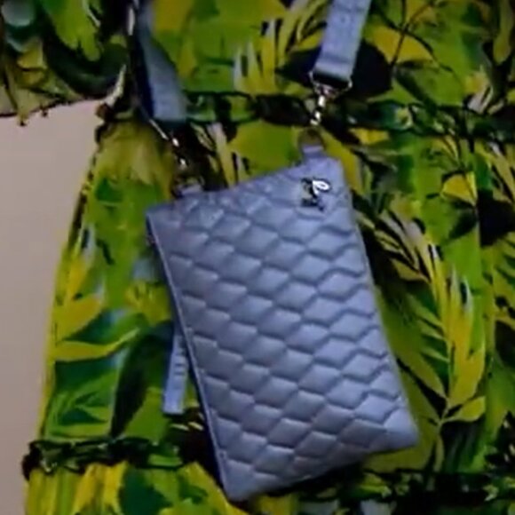 lug | Bags | Brand New Lug Peekaboo Crossbody Bag Wristlet In Metallic ...